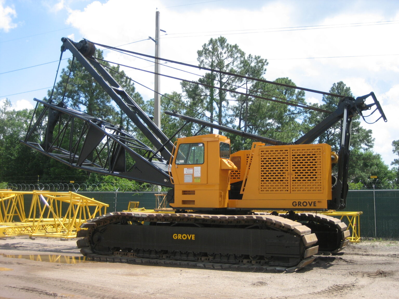 Liebherr LR1100 - PVE Cranes